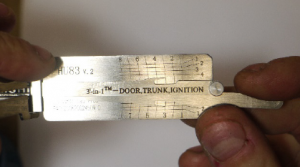 Picking and Decoding the HU83 Lock with Genuine Lishi!